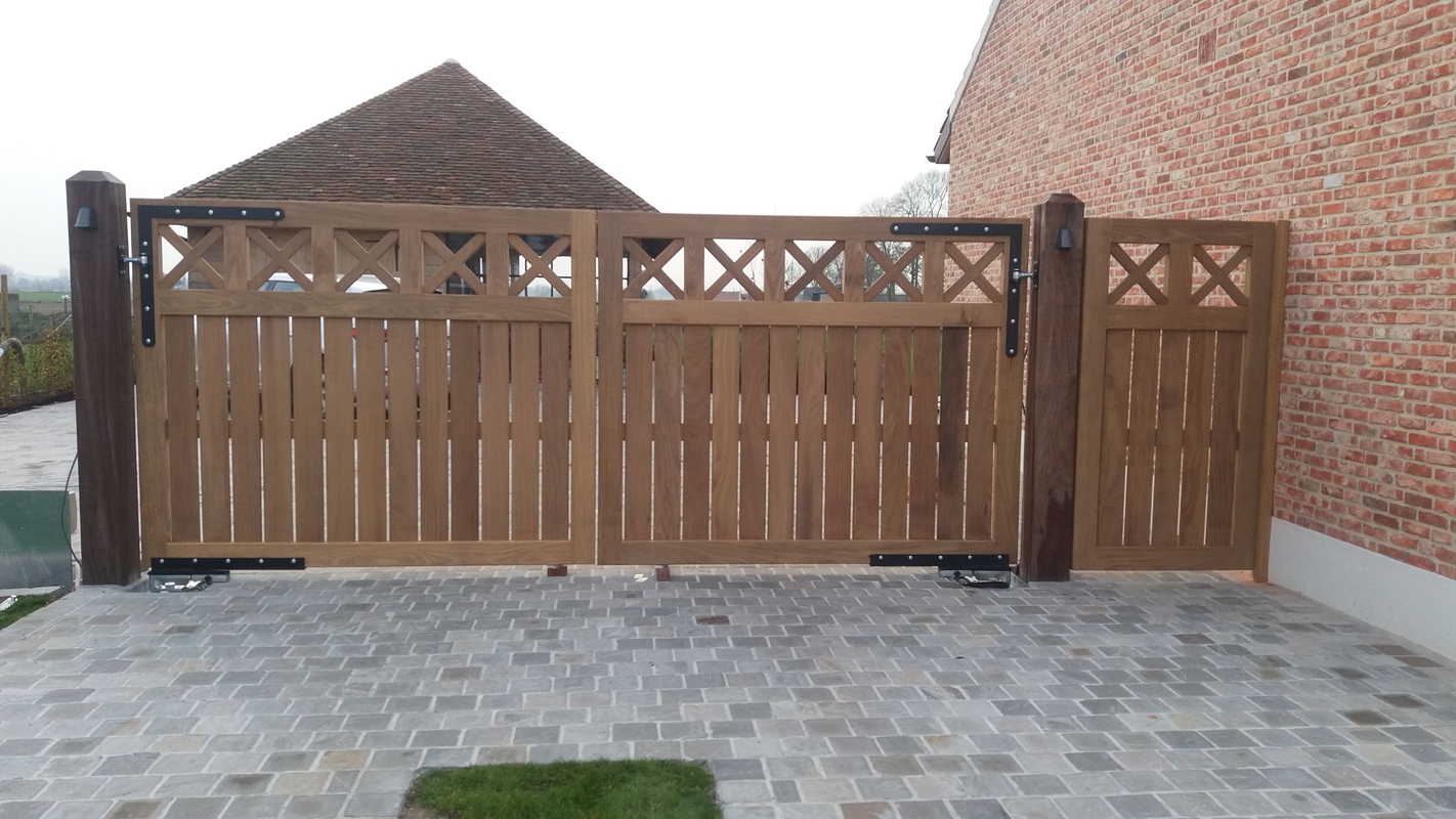 Landelijke houten poort - Realisaties - SDC poorten